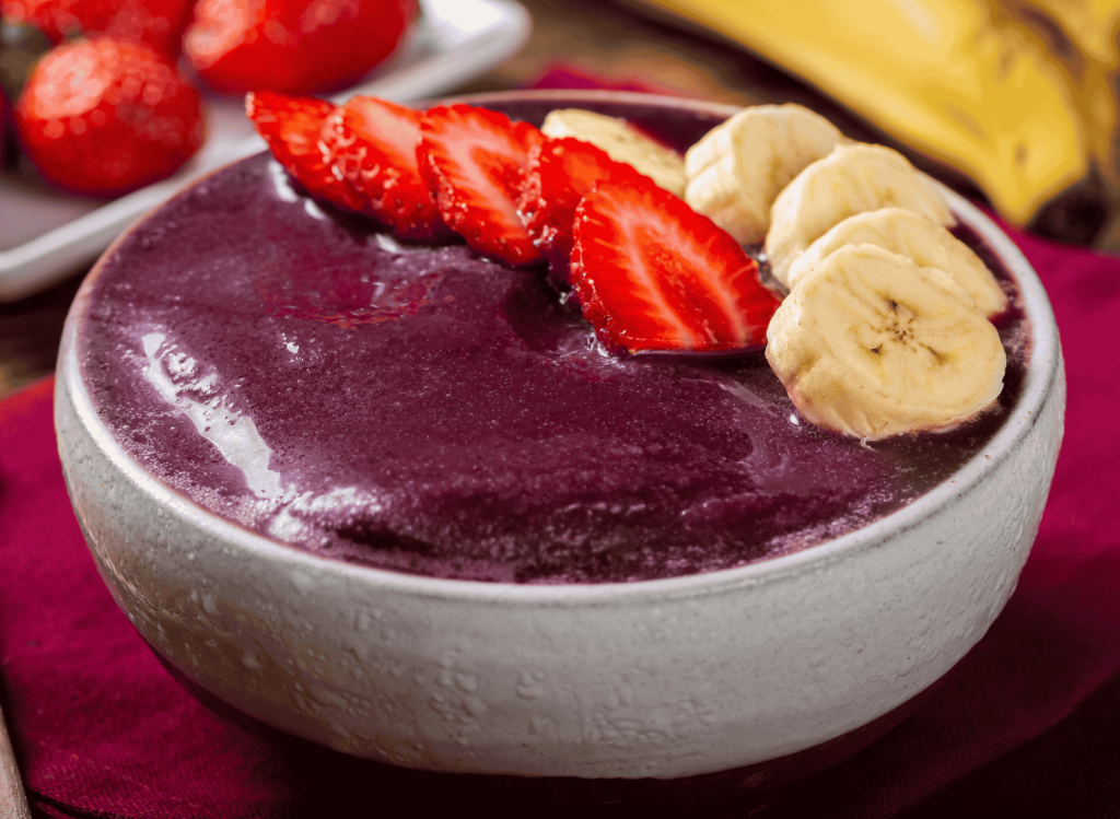 Brazilian Açaí na Tigela (Açaí Bowl) | DelishGlobe