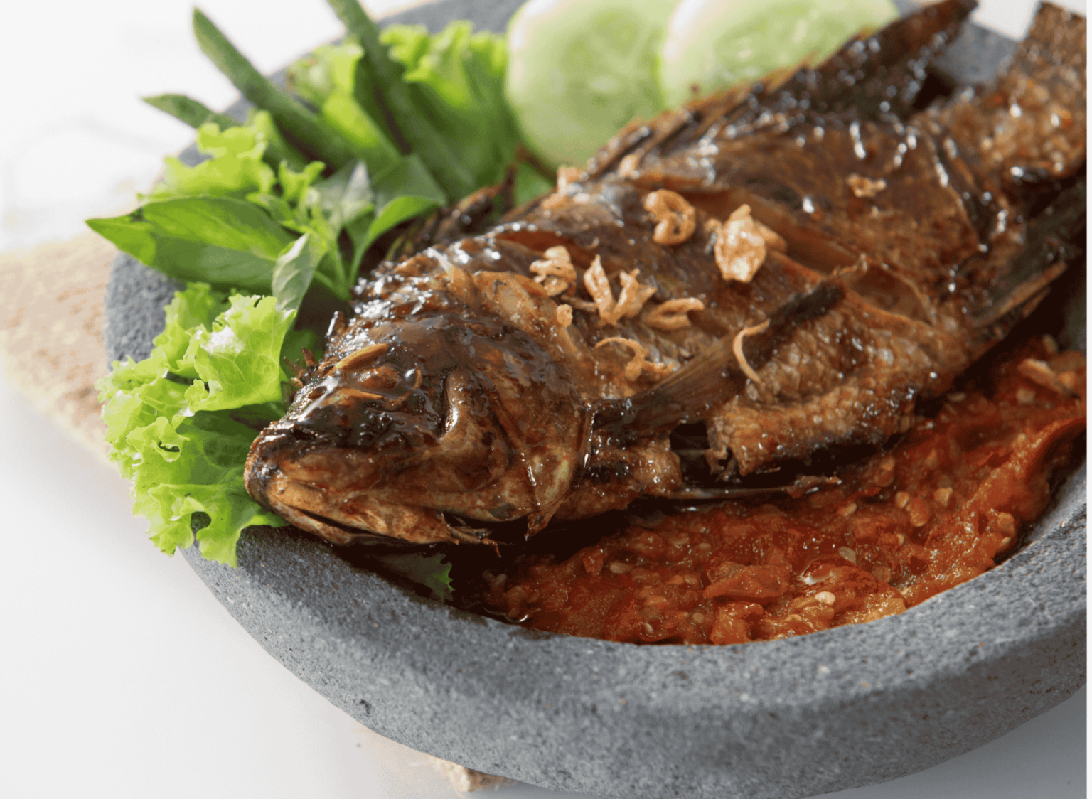 Thai Pla Rad Prik (Fried Fish with Chili Sauce) | DelishGlobe