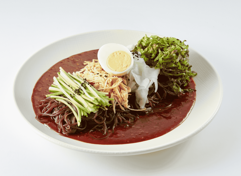 Korean Naengmyeon Cold Noodle Soup Delishglobe