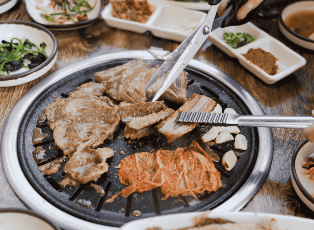 Korean Samgyeopsal (Grilled Pork Belly) | DelishGlobe
