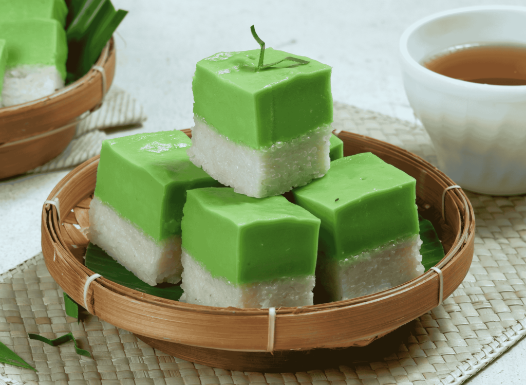 27 Traditional Malaysian Foods To Try | DelishGlobe